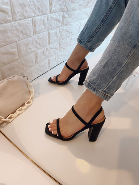 Amber Heel - Black – Rella